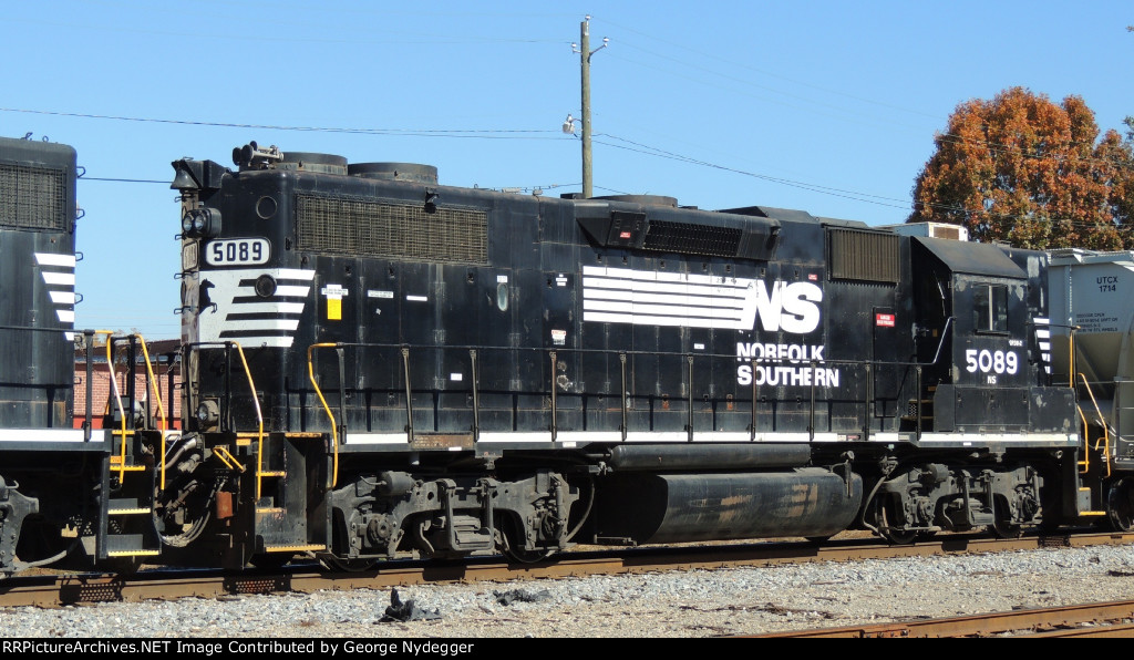 NS 5089 / GP38-2 / High-hood